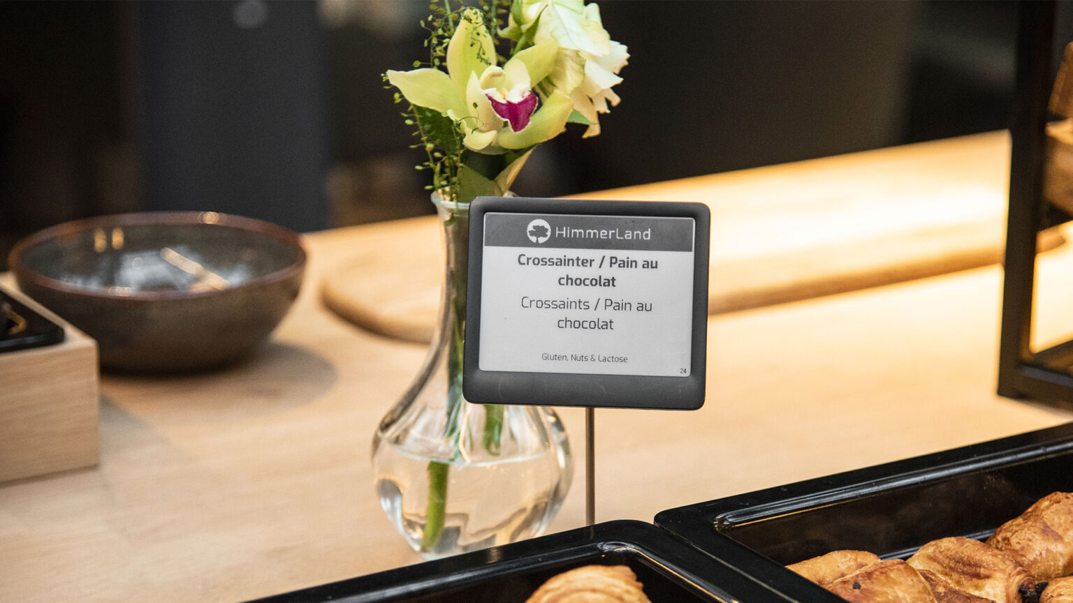 Digital buffet signs - Delfi Technologies