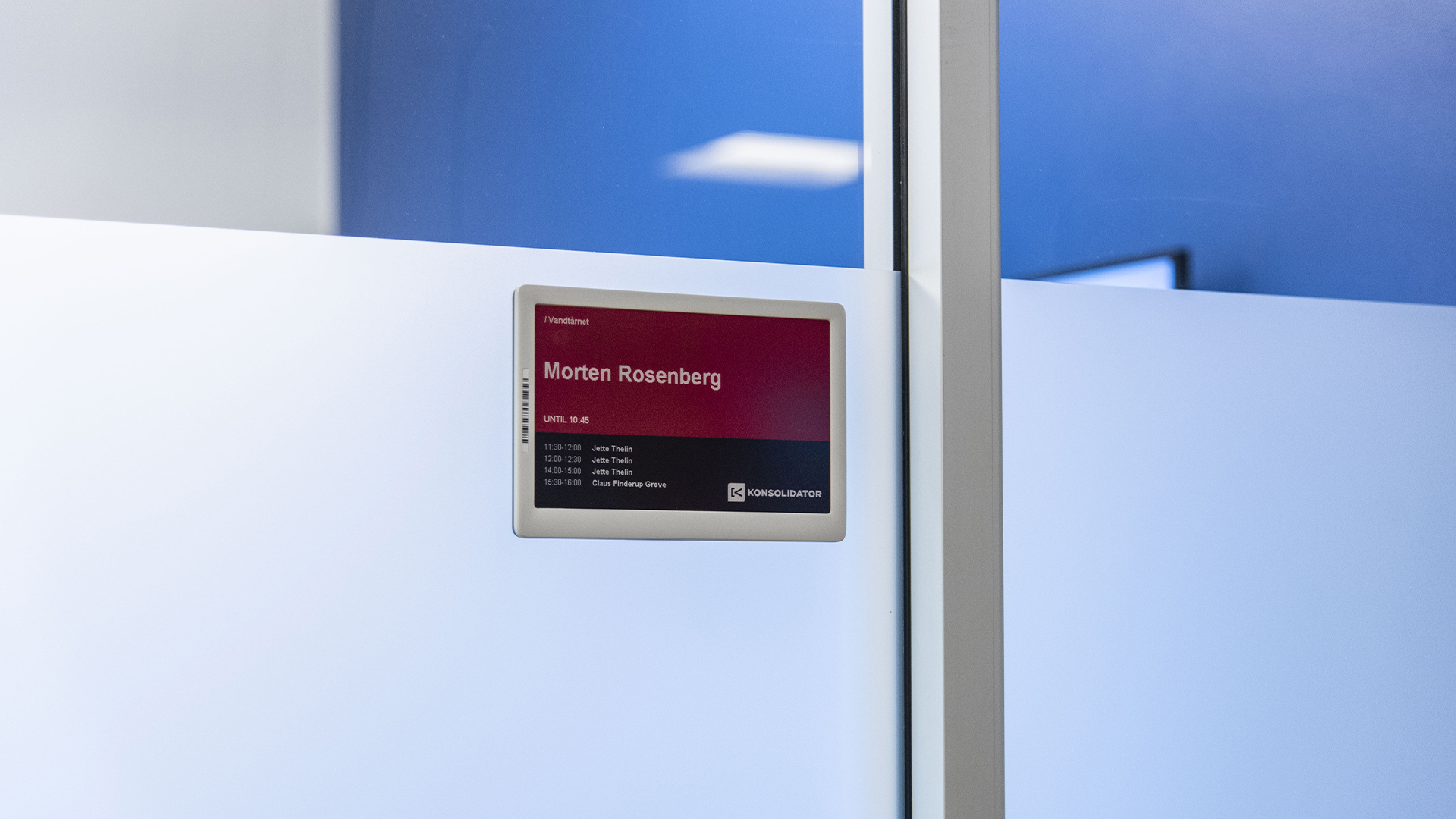 Digital Room Signage - Delfi Technologies